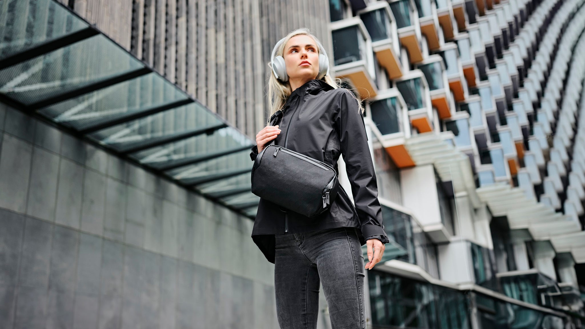 Introducing Our 13th Crowdfunding Project: The Vertex Pouch - Your Ult