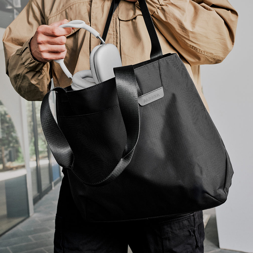 Elements Tote (M)