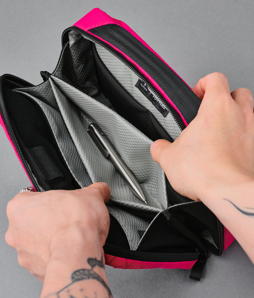 Elements Tech Case Max - Hot Pink RVX20